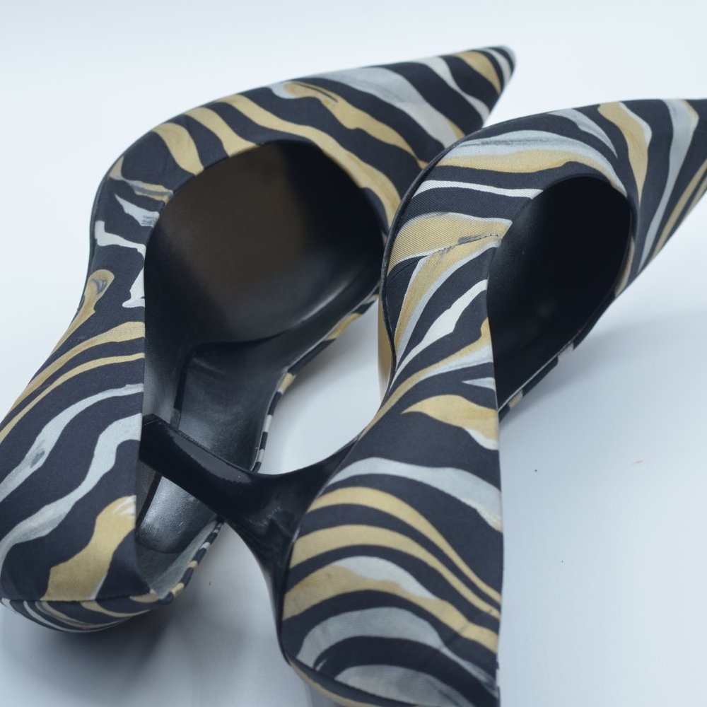 Nine West-Barbe Zebra Print Pumps - Gem
